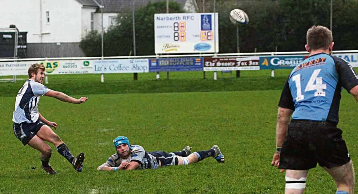 Gale force secures Otters win - Herald.Wales