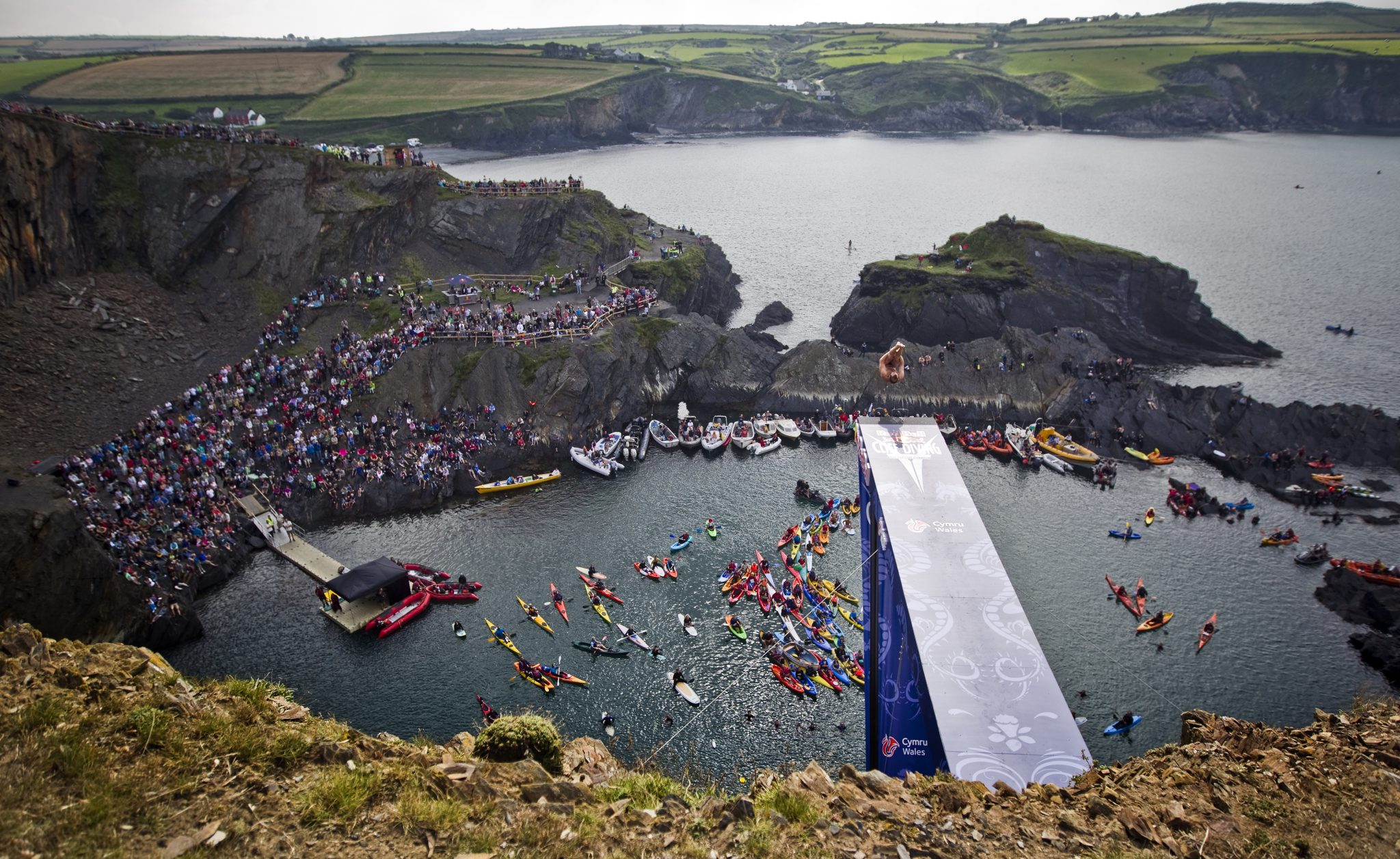 Pembrokeshire to welcome back Red Bull Cliff Diving World Series ...