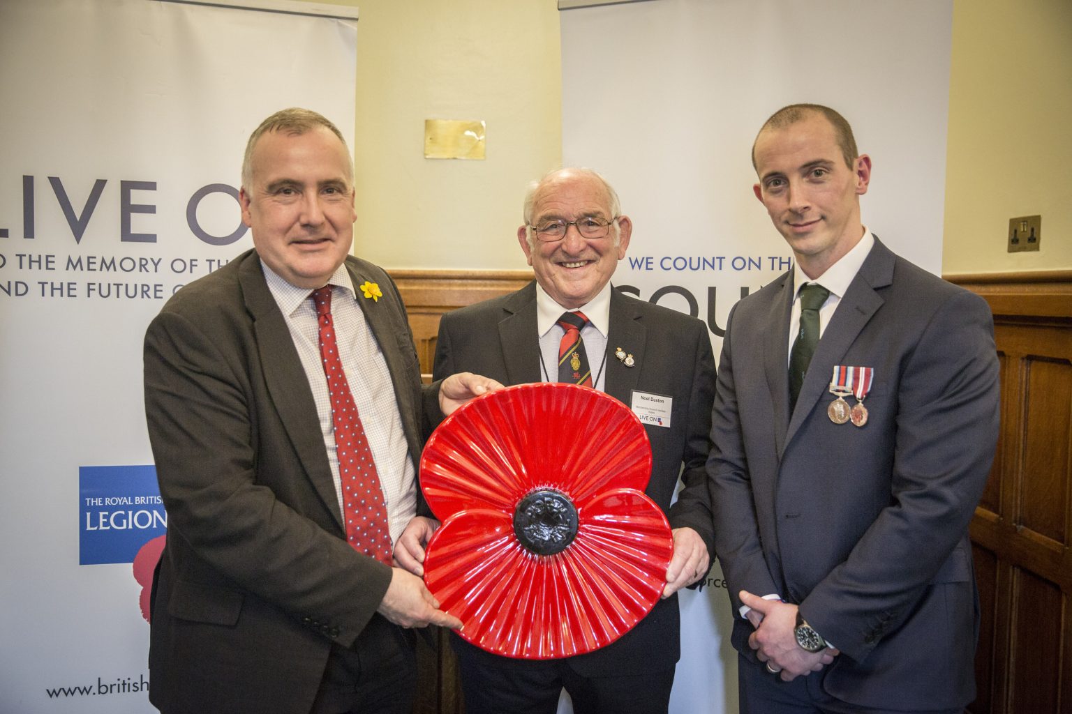 Mark Williams supports Armed Forces - Herald.Wales