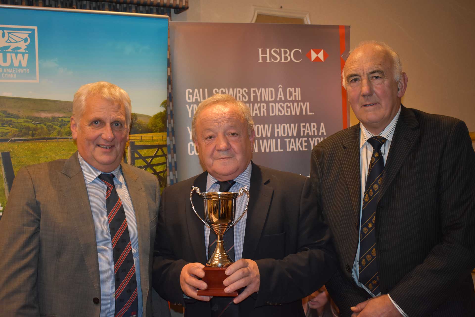 Castell Howell founder receives award - Herald.Wales