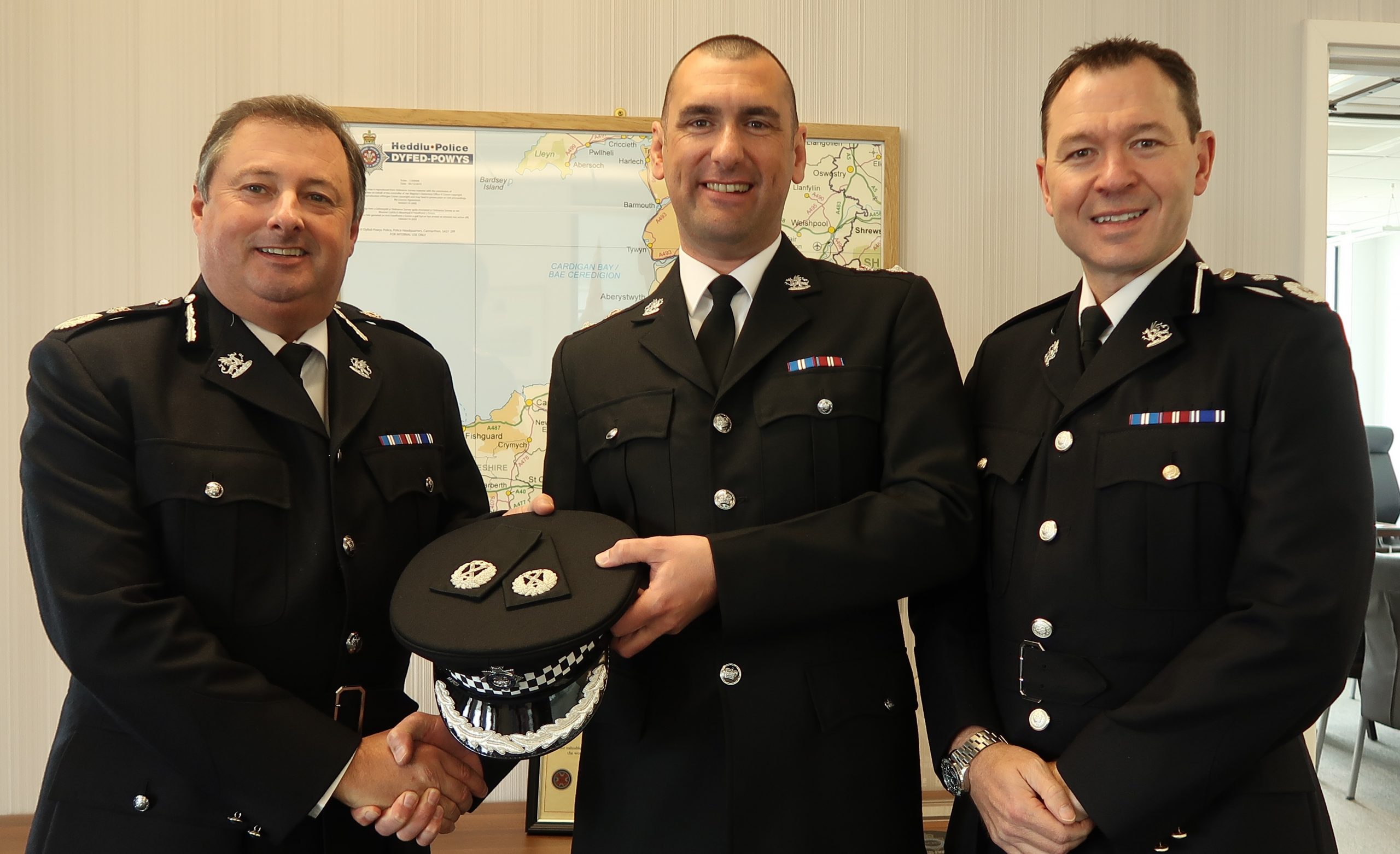 Police Chief ‘delighted’ to welcome Carmarthenshire man to top team ...