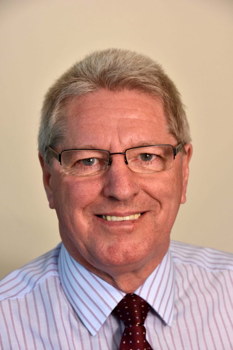 David Simpson continues as Council Leader - Herald.Wales