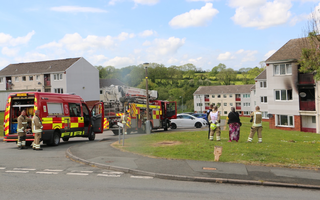 Haverfordwest: Fire brigade extinguish first floor flat blaze [UPDATED ...