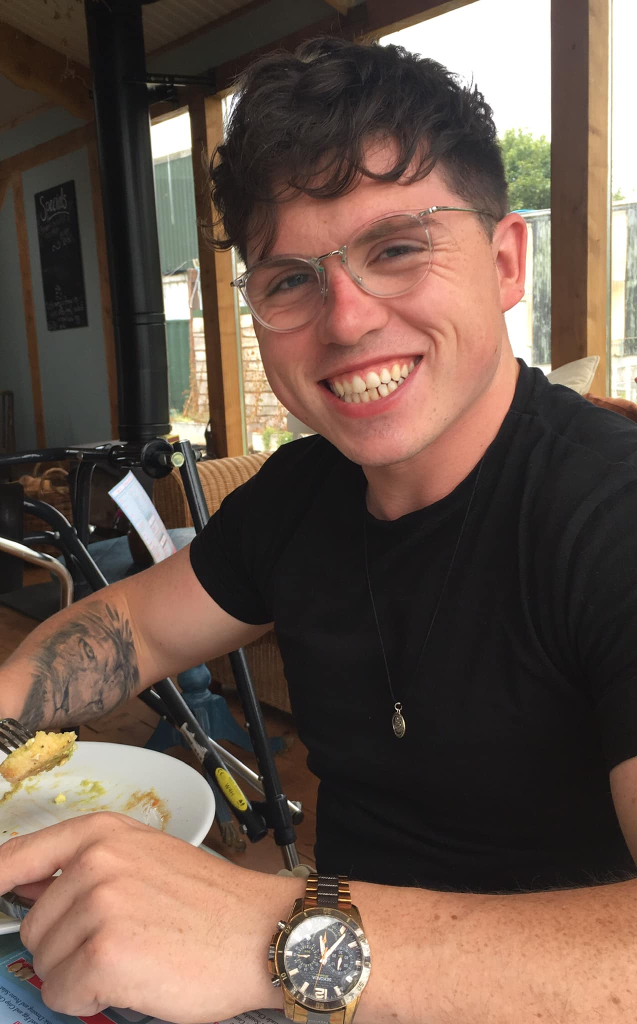 Young Vlogger proving life has zero limitations - Herald.Wales