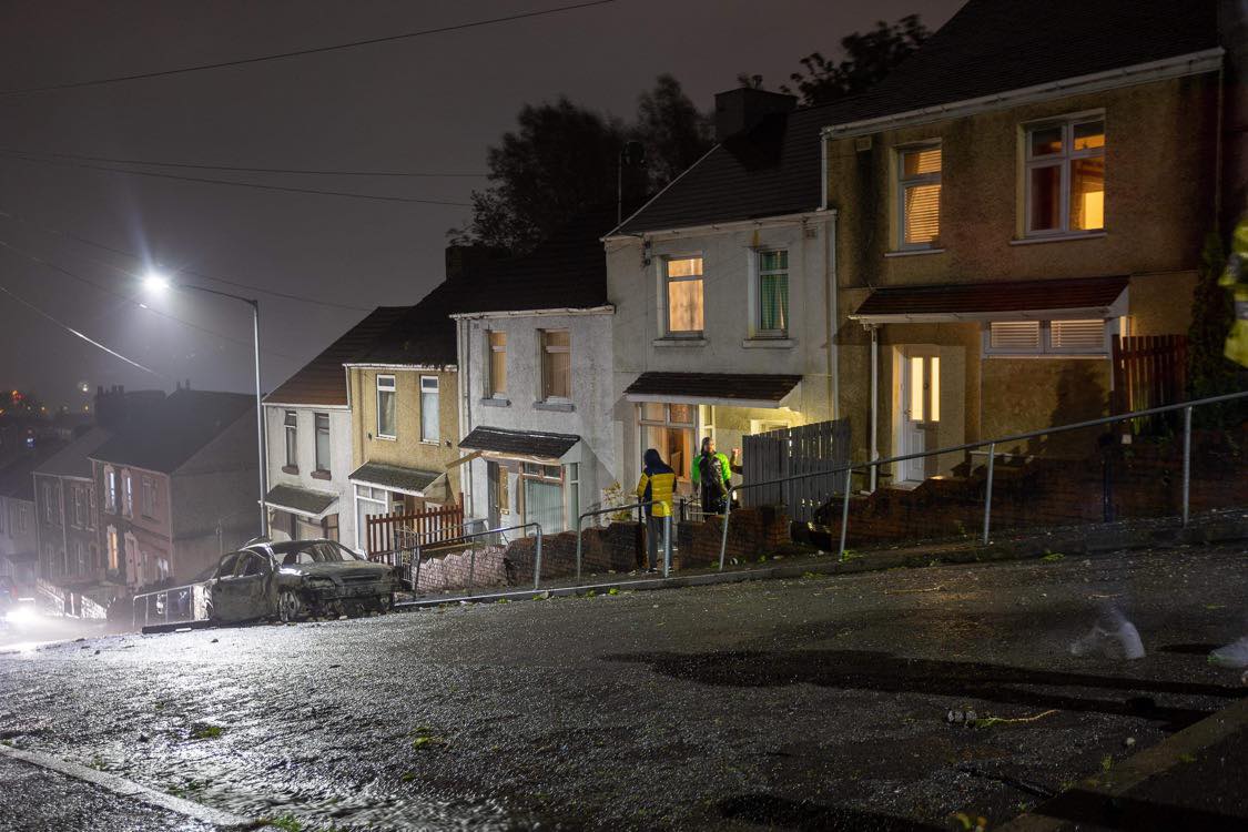 Seven people arrested so far following riot in Mayhill, Swansea ...