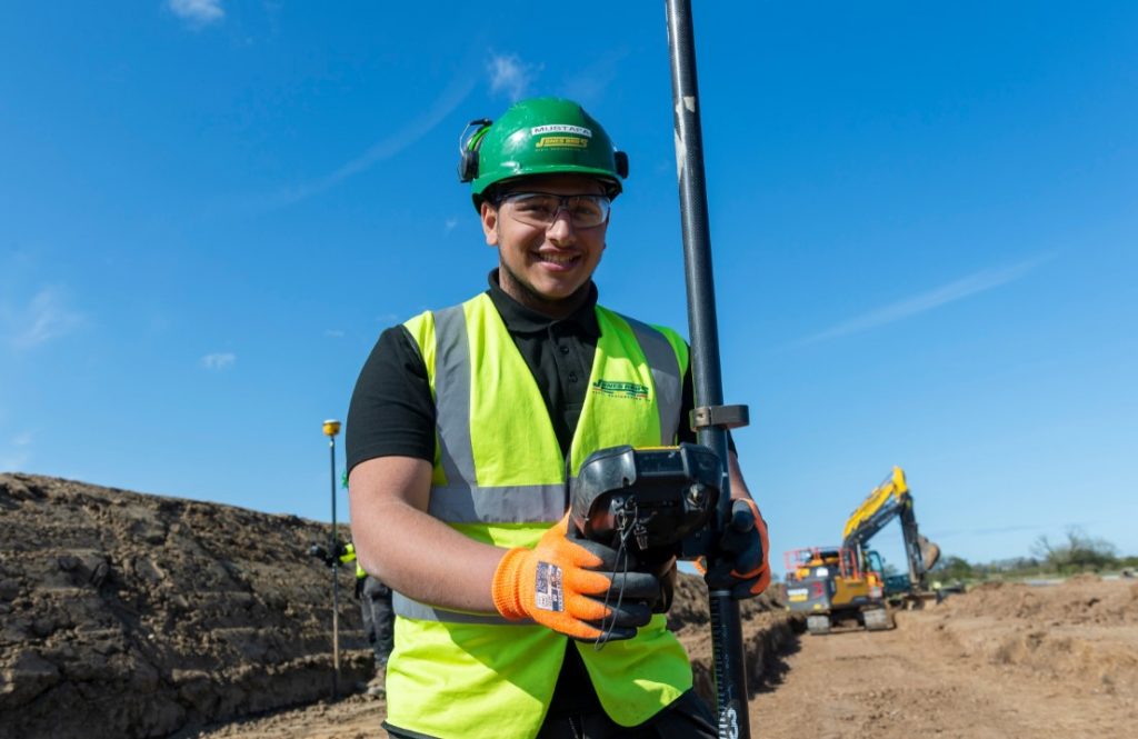 Civil engineering firm on apprenticeship recruitment drive - Herald.Wales