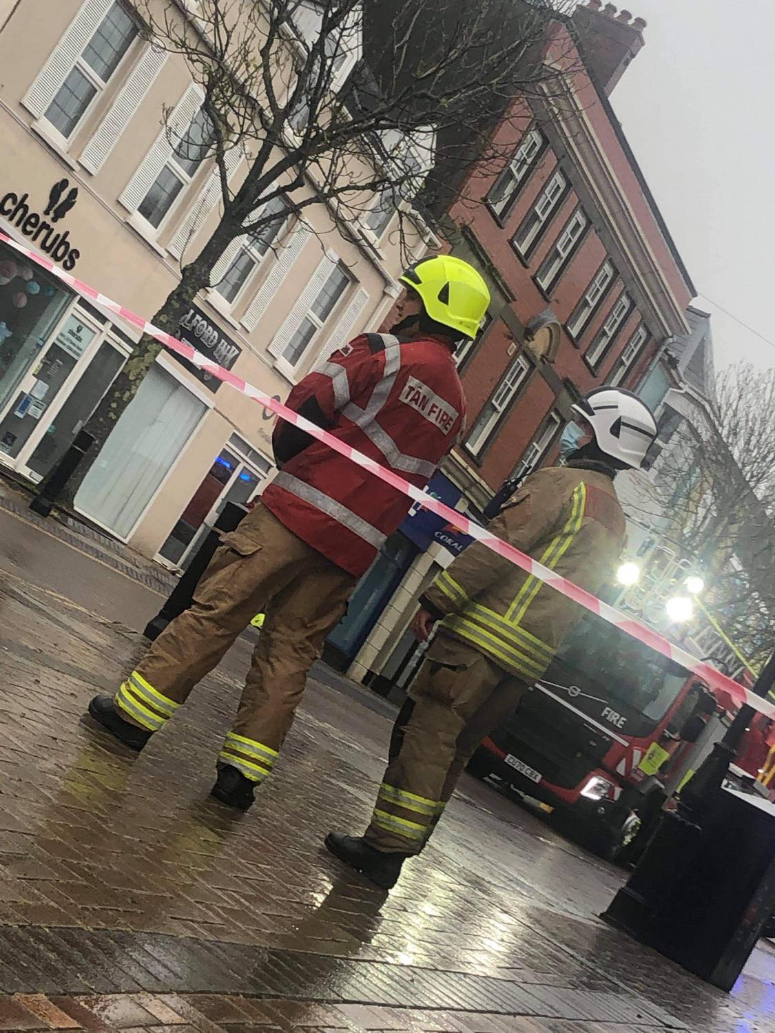 Firefighters to hold mass rally to save North Wales fire service from ...