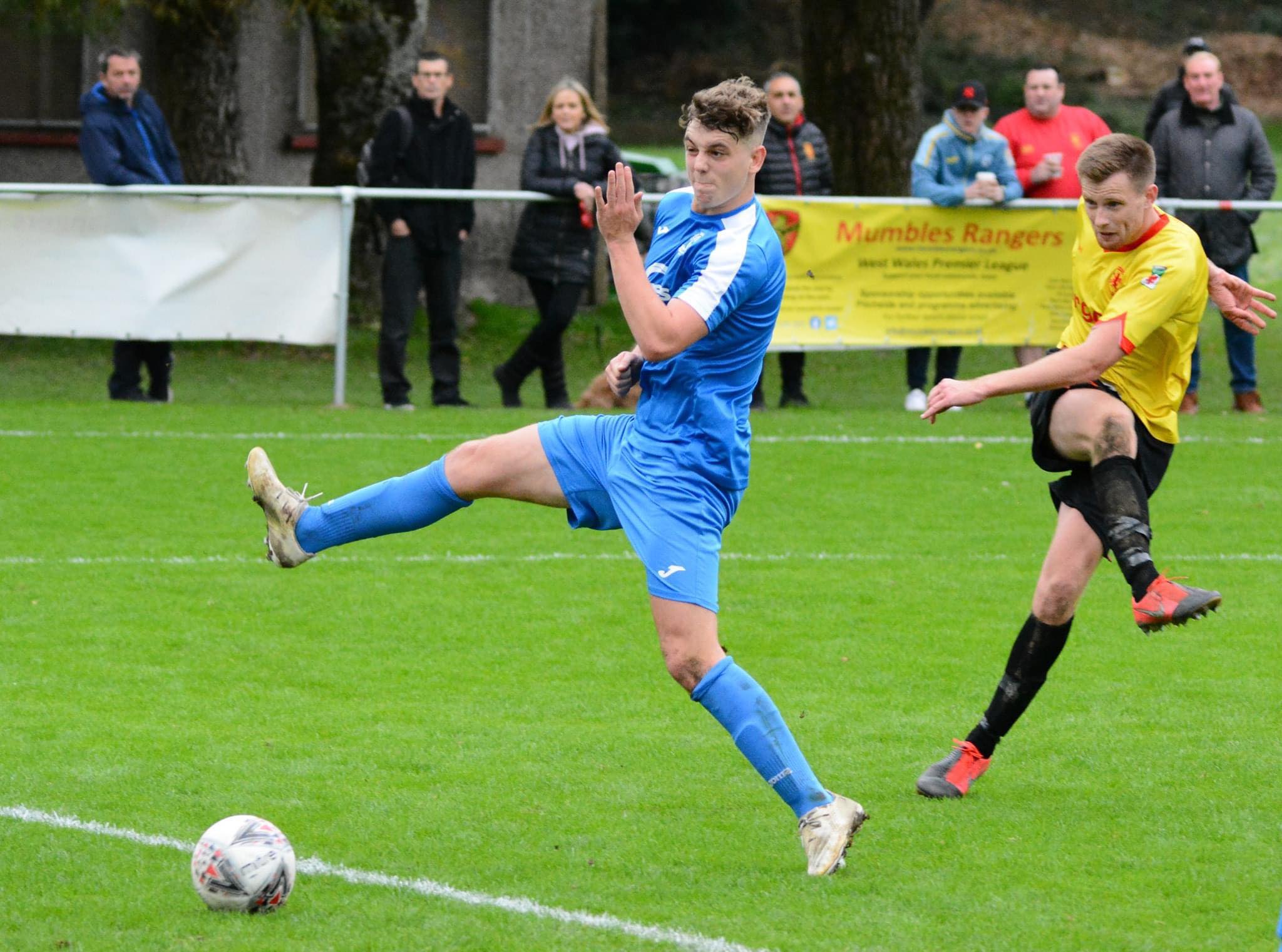 Mumbles Rangers clinch win against Dafen - Herald.Wales