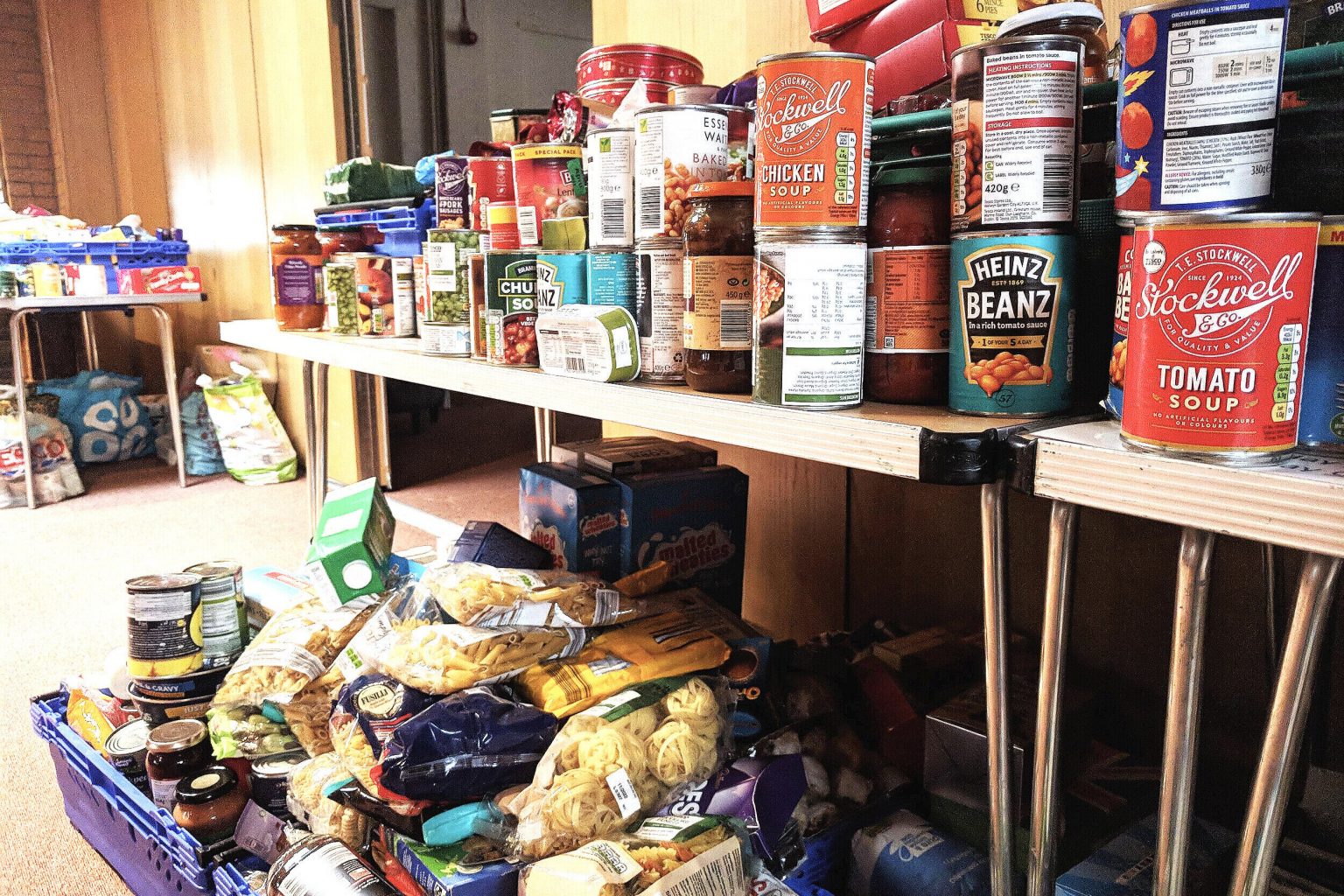 6450 emergency food parcels for people facing hunger by Rhymney Valley ...