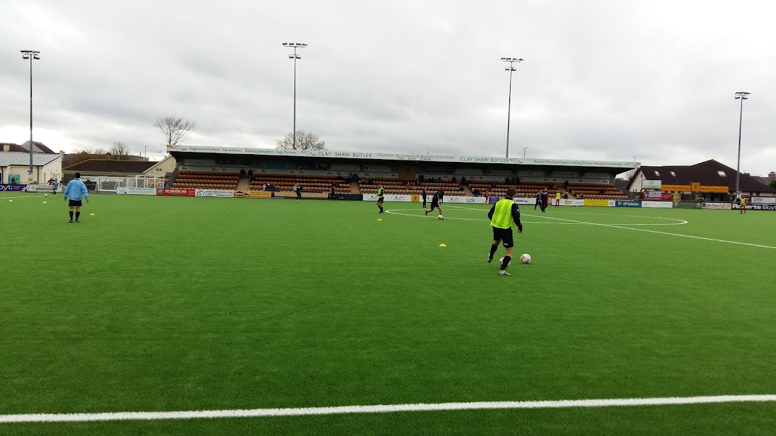 Old Gold earn narrow win - Herald.Wales