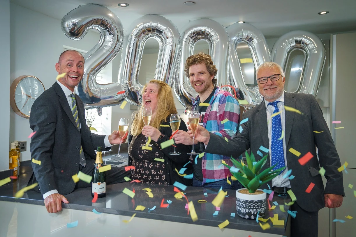 Meet Barratt Homes South Wales’ 20,000th homeowners - Herald.Wales