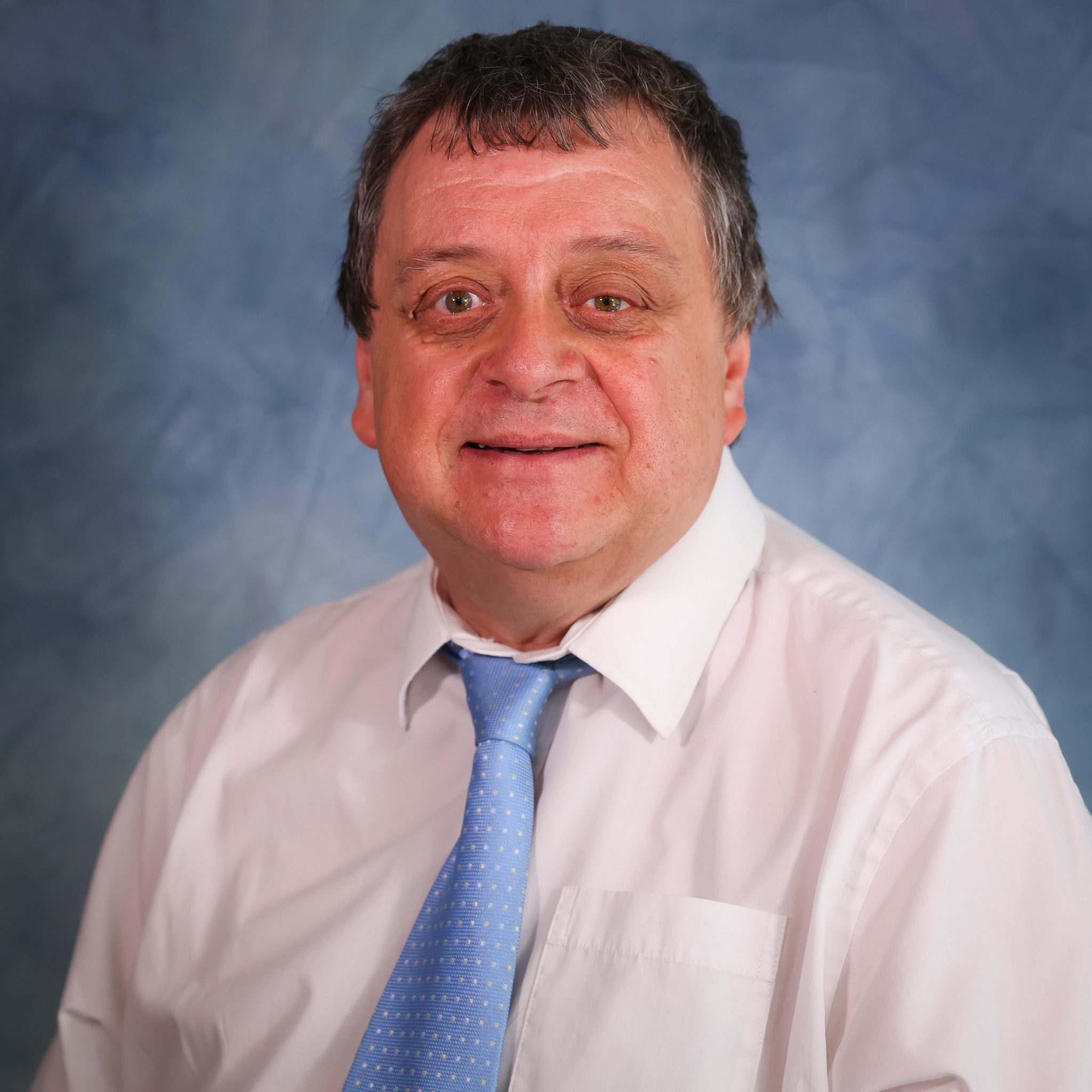 Councillor diagnosed with terminal cancer but says he will continue ...