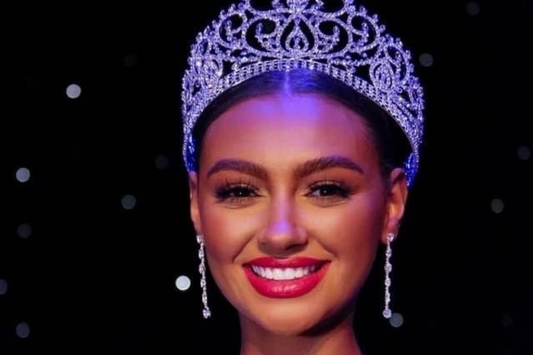 Miss Wales seriously injured in M4 motorway crash - Herald.Wales