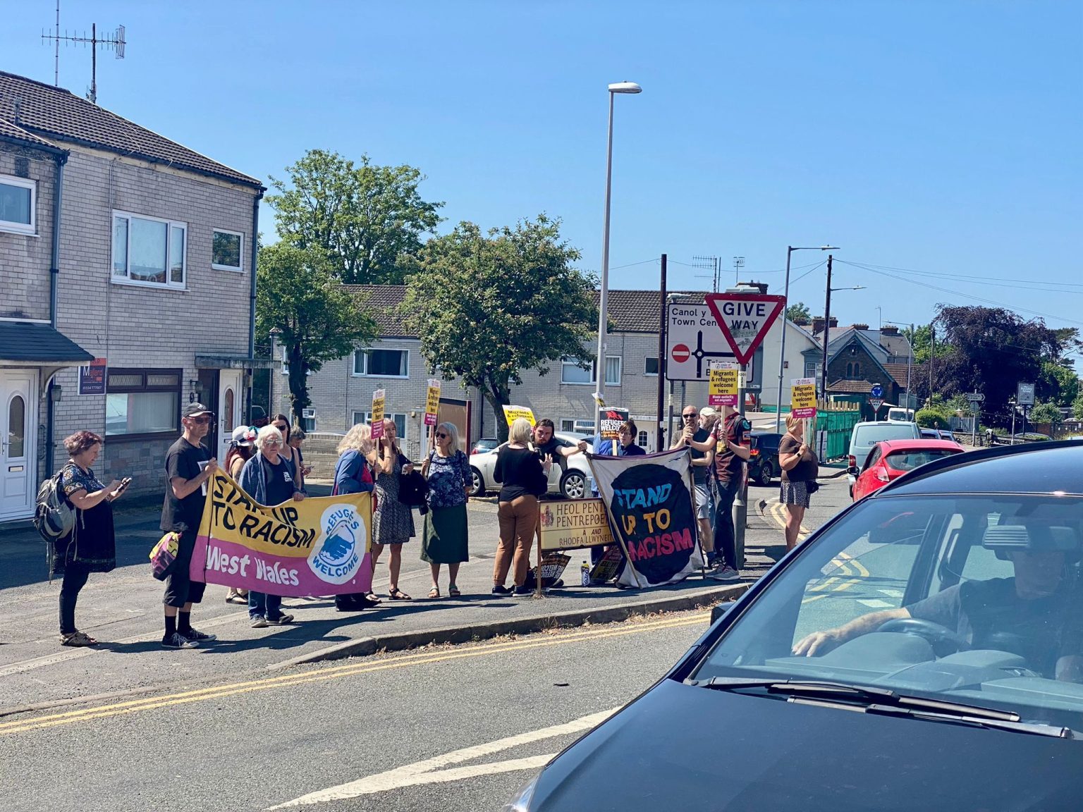 Council fails in high court bid to stop hotel being used to house asylum seekers - Herald.Wales