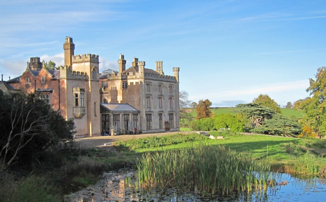 Plans to convert Llanerchydol Hall into tearoom and accommodation ...