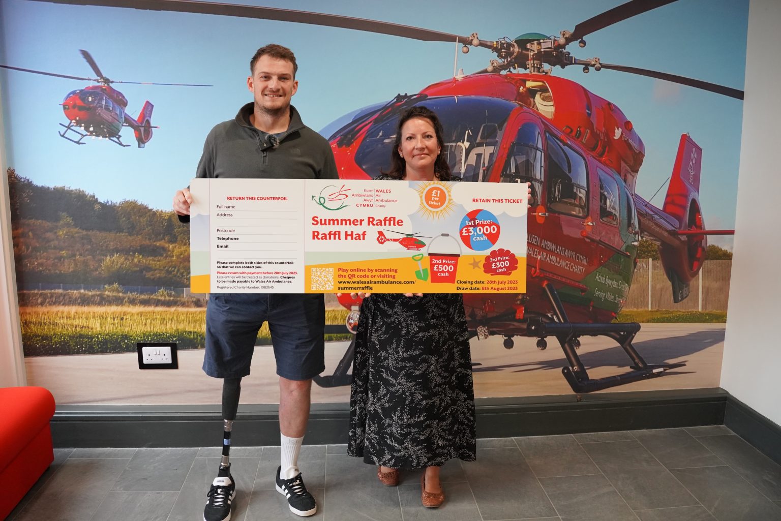 Kind-hearted Wales Air Ambulance patient donates £3,000 raffle winnings ...
