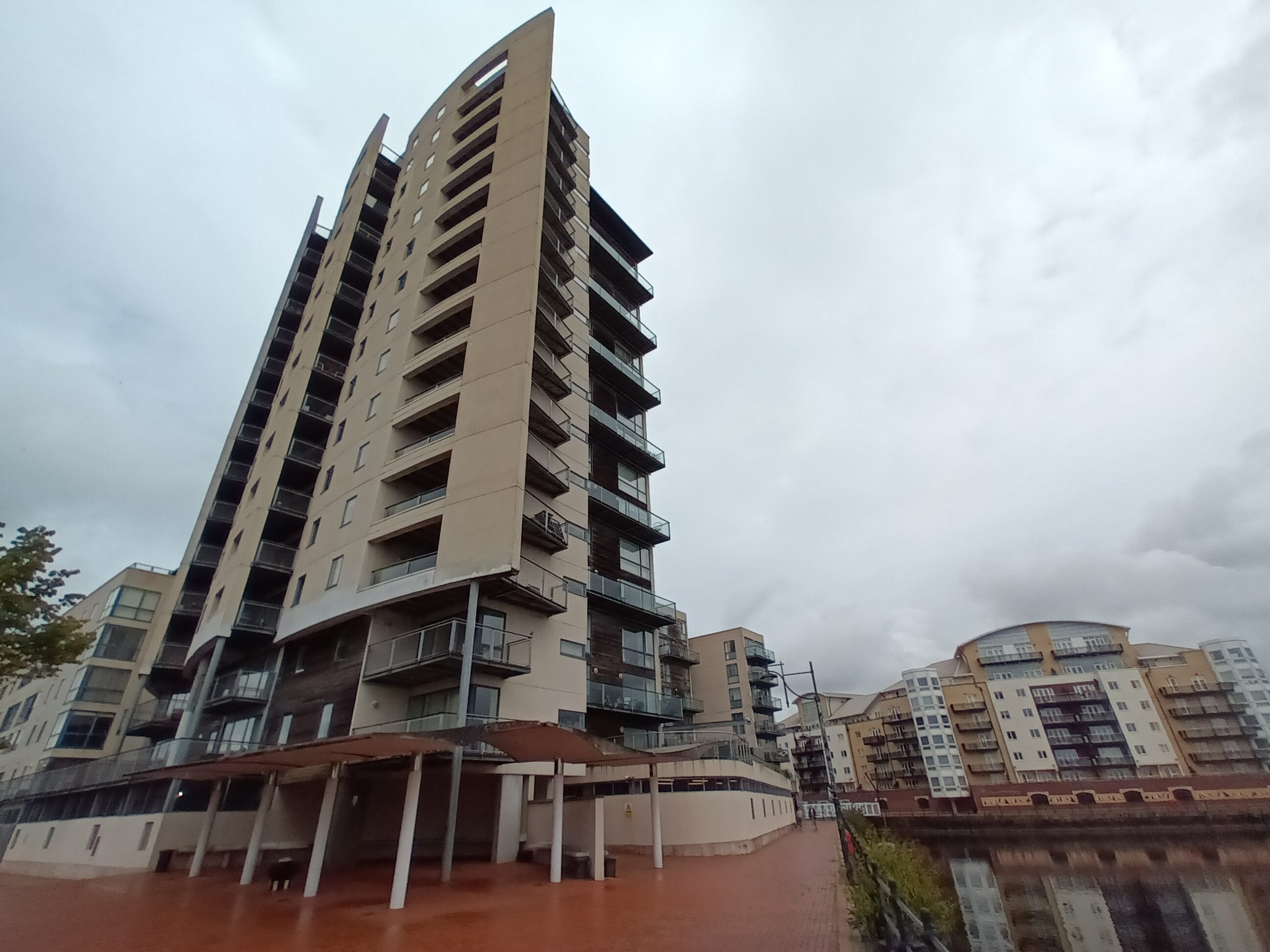 Welsh cabinet secretary for housing will meet cladding campaigners ...