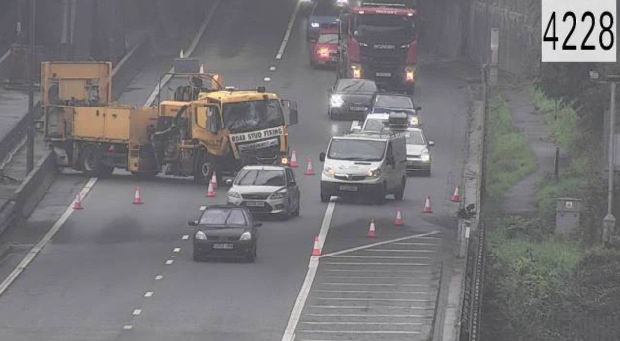 Hour delay on M4 Eastbound due to collision - Herald.Wales