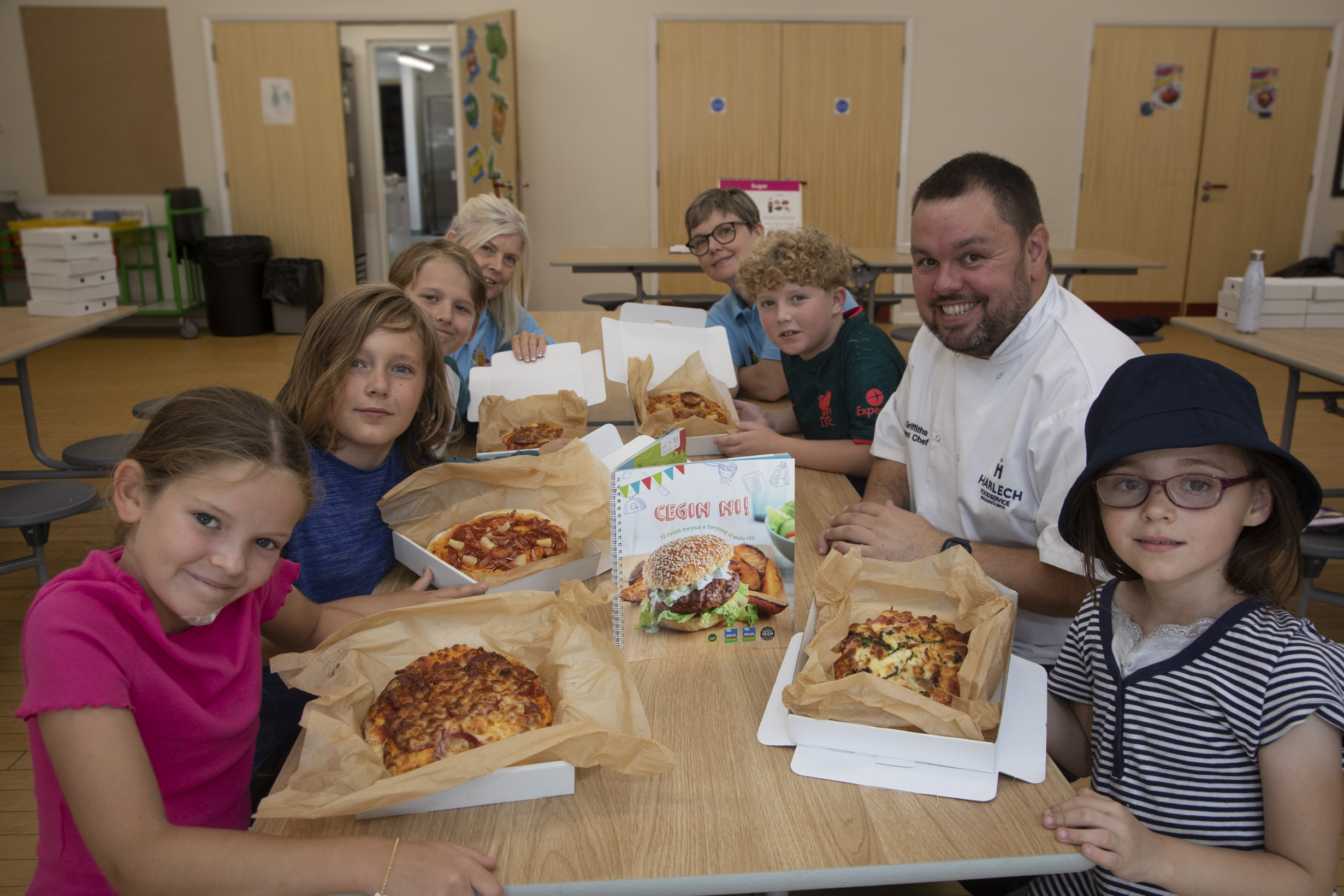 Wrexham: Youngsters get expert guidance on pizza-making from chef Steve ...