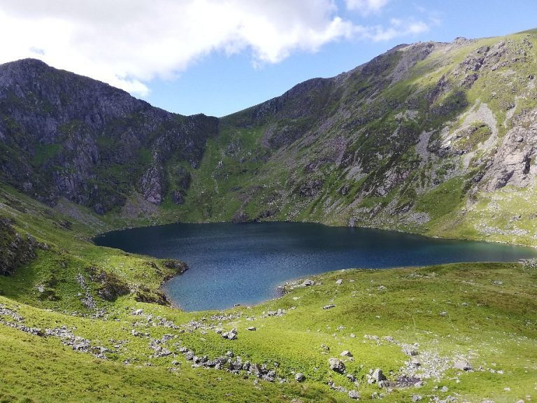 Snowdonia's Cader Idris Pony Path named among UK's premier autumn hikes ...