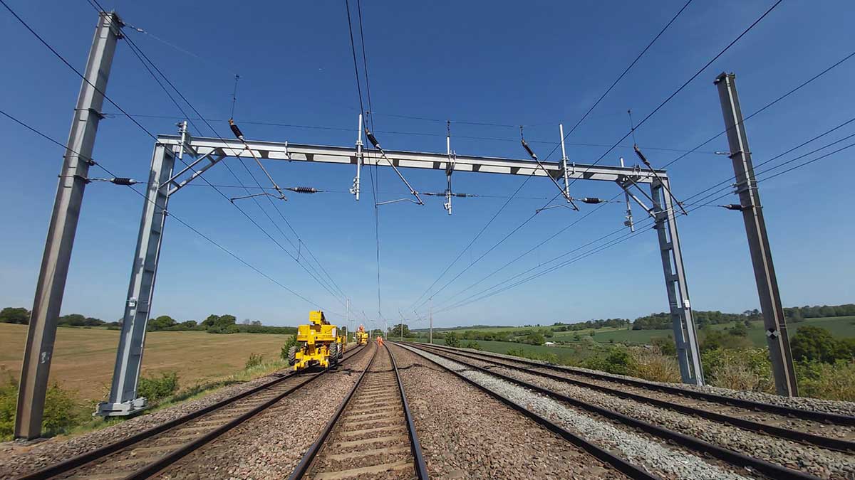 Electrification of the main line between Swansea and Cardiff is back on ...