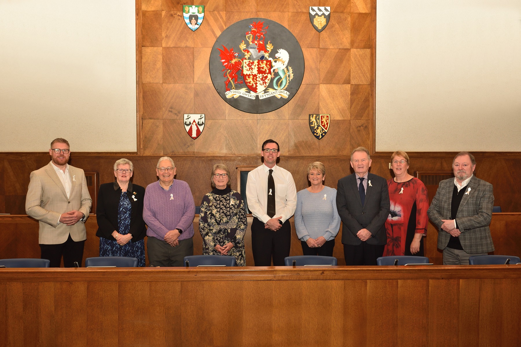 Council shows support for White Ribbon campaign - Herald.Wales