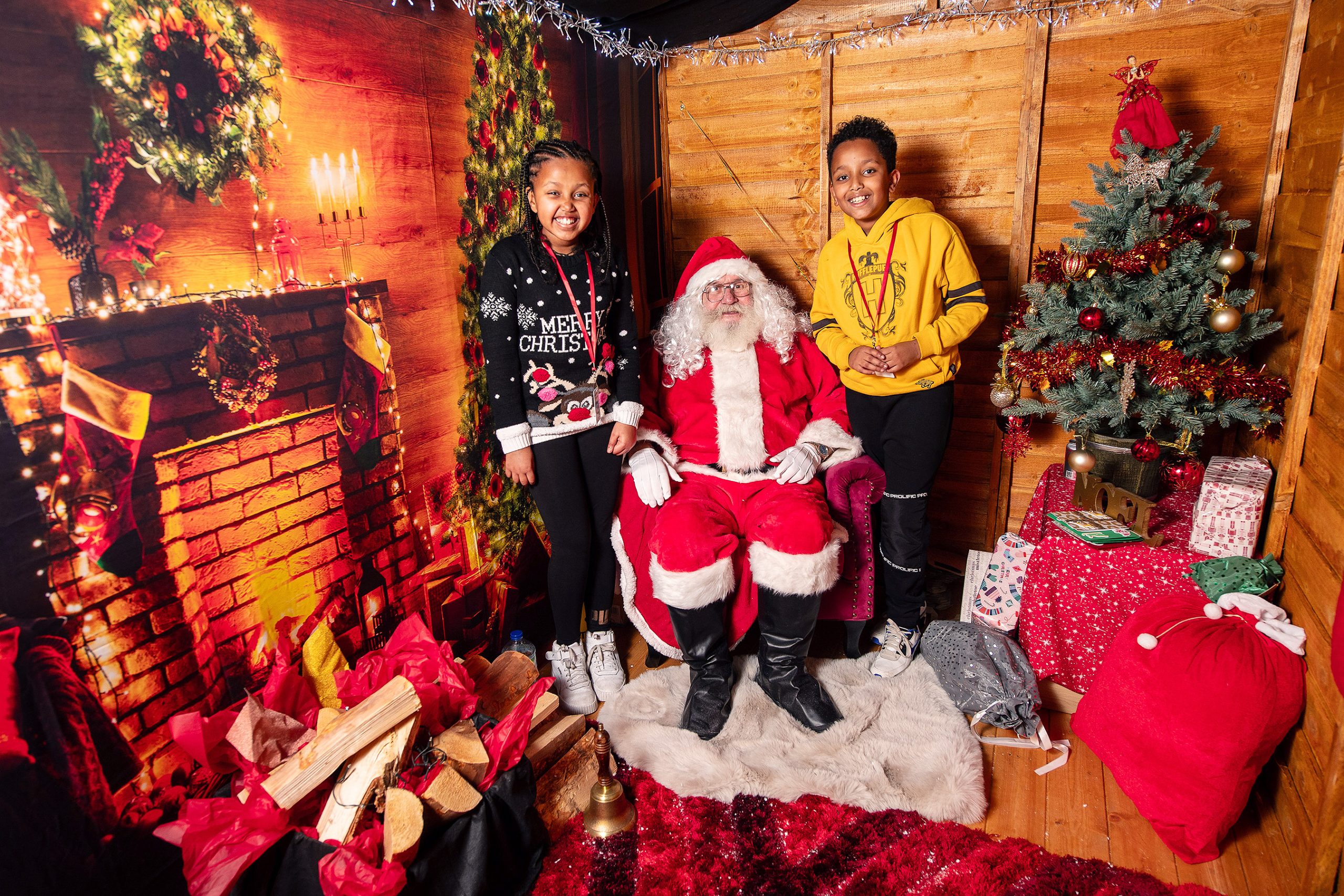 Amazon Swansea celebrates Christmas season - Herald.Wales