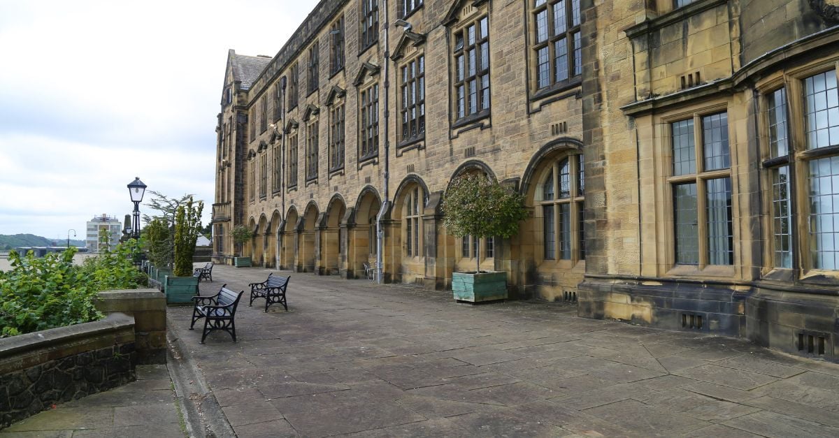 The Best Five Universities in Wales - Herald.Wales