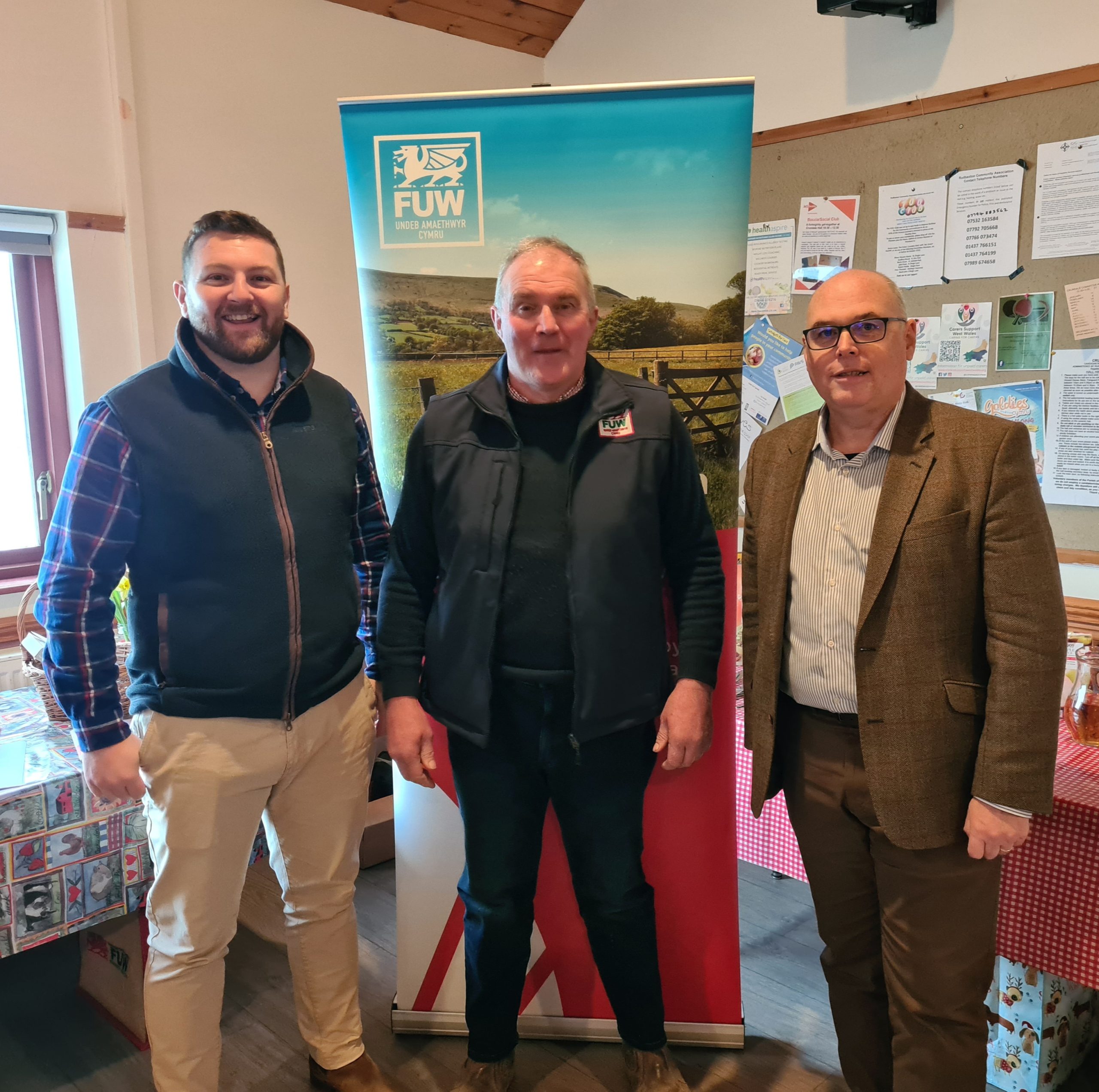 Pembrokeshire’s Senedd Members sample FUW’s farmhouse breakfast ...