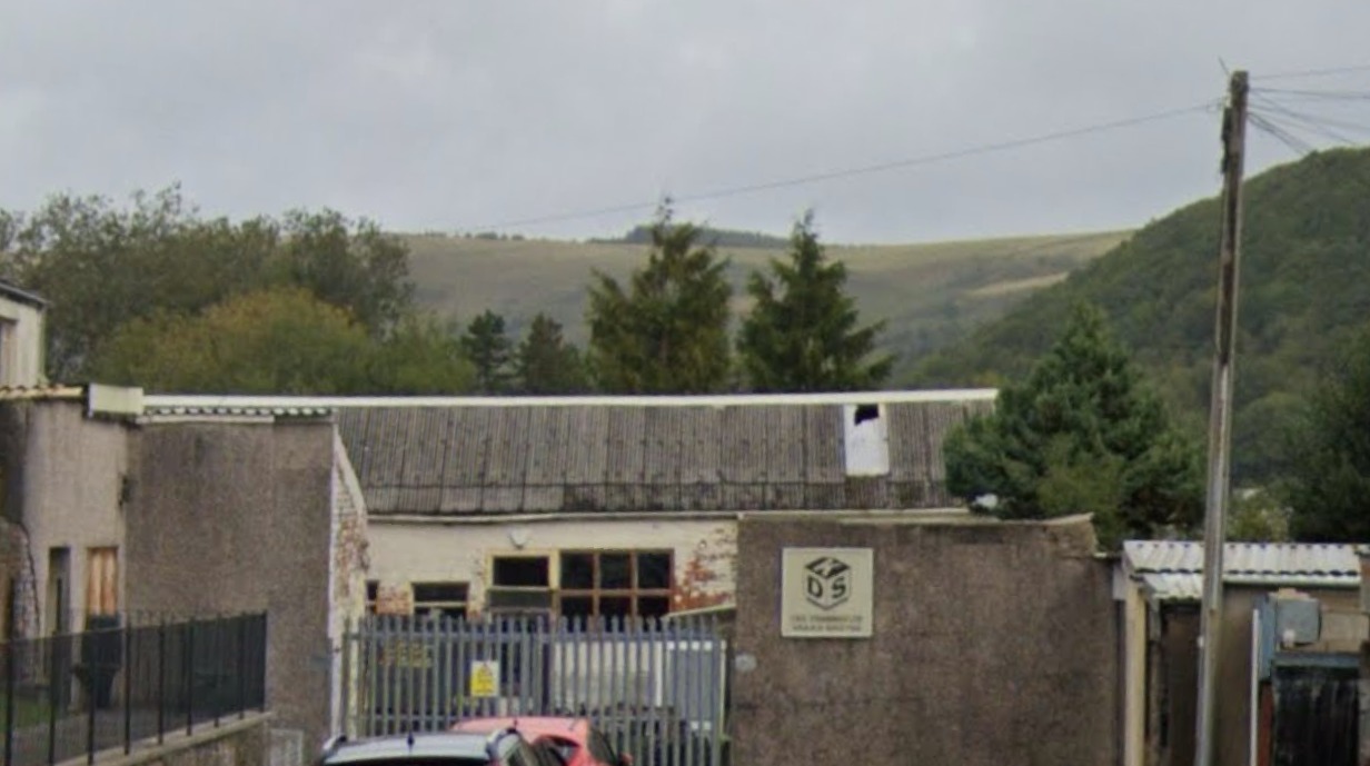 Plans for housing on former Porth Button Factory site approved - Herald ...