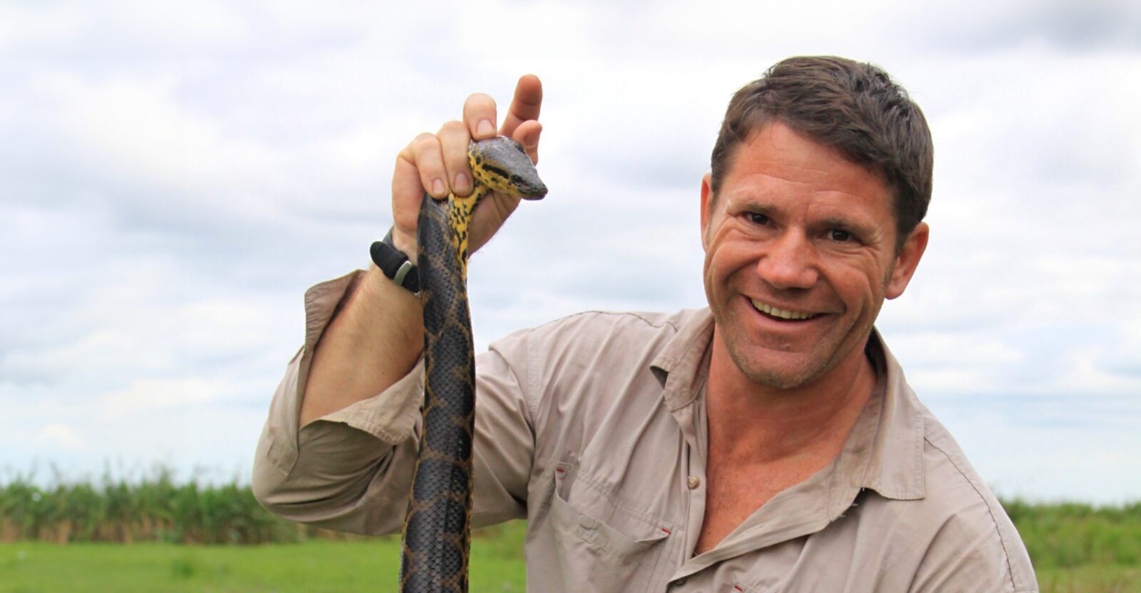 Explorer Steve Backshall to give talk at Bangor Science Festival ...