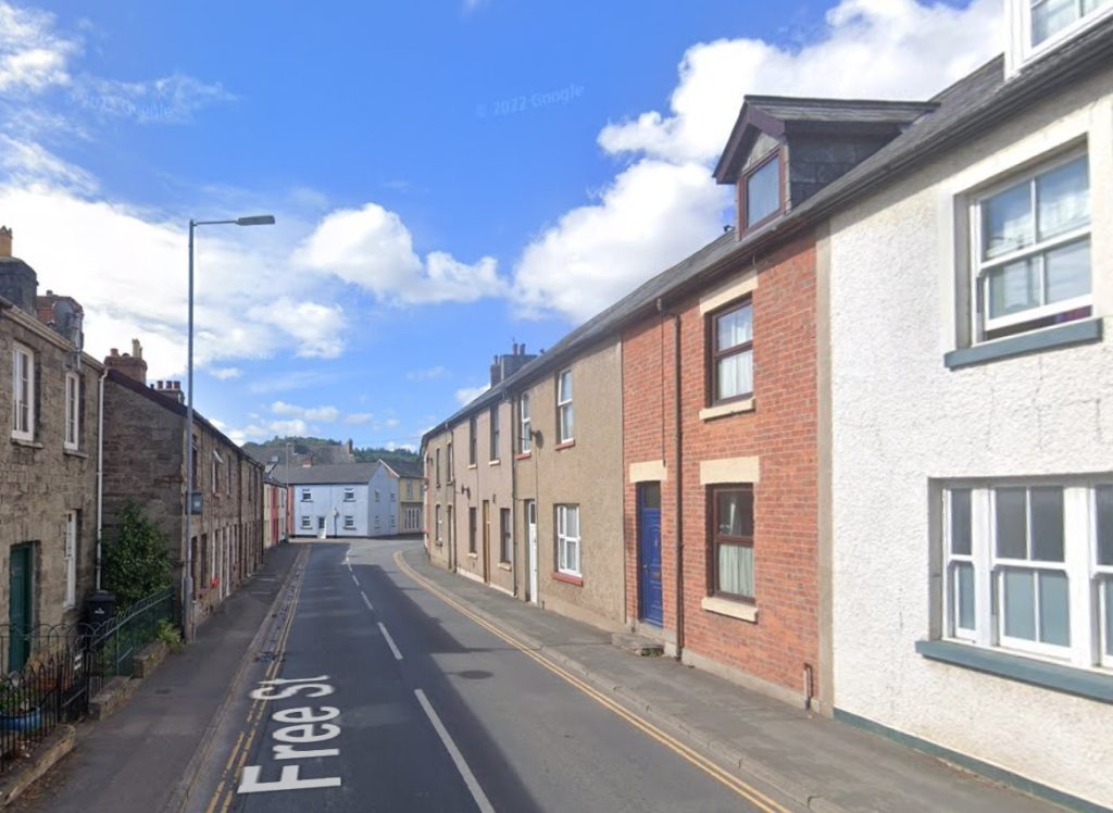 Free Street in Brecon will become one way despite objections - Herald.Wales