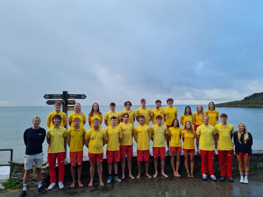 RNLI beach lifeguards back on Gower duty this weekend - Herald.Wales