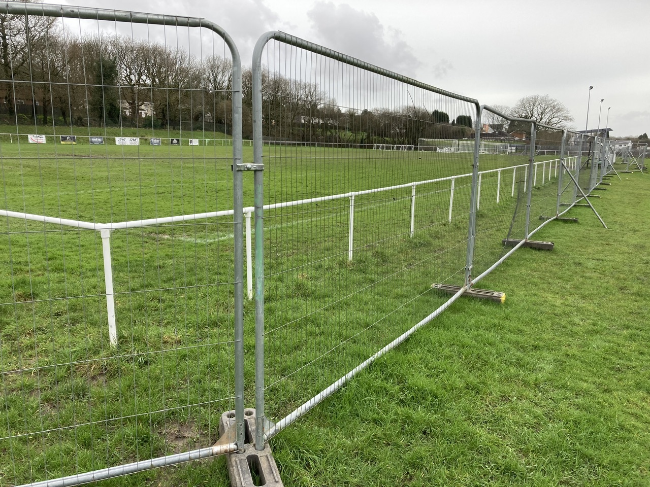 New twist in leased land row involving council, fence objectors and ...