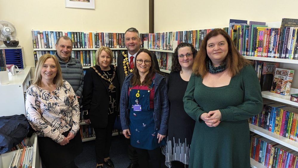 Plaid Cymru Wales welcomes return of community library - Herald.Wales