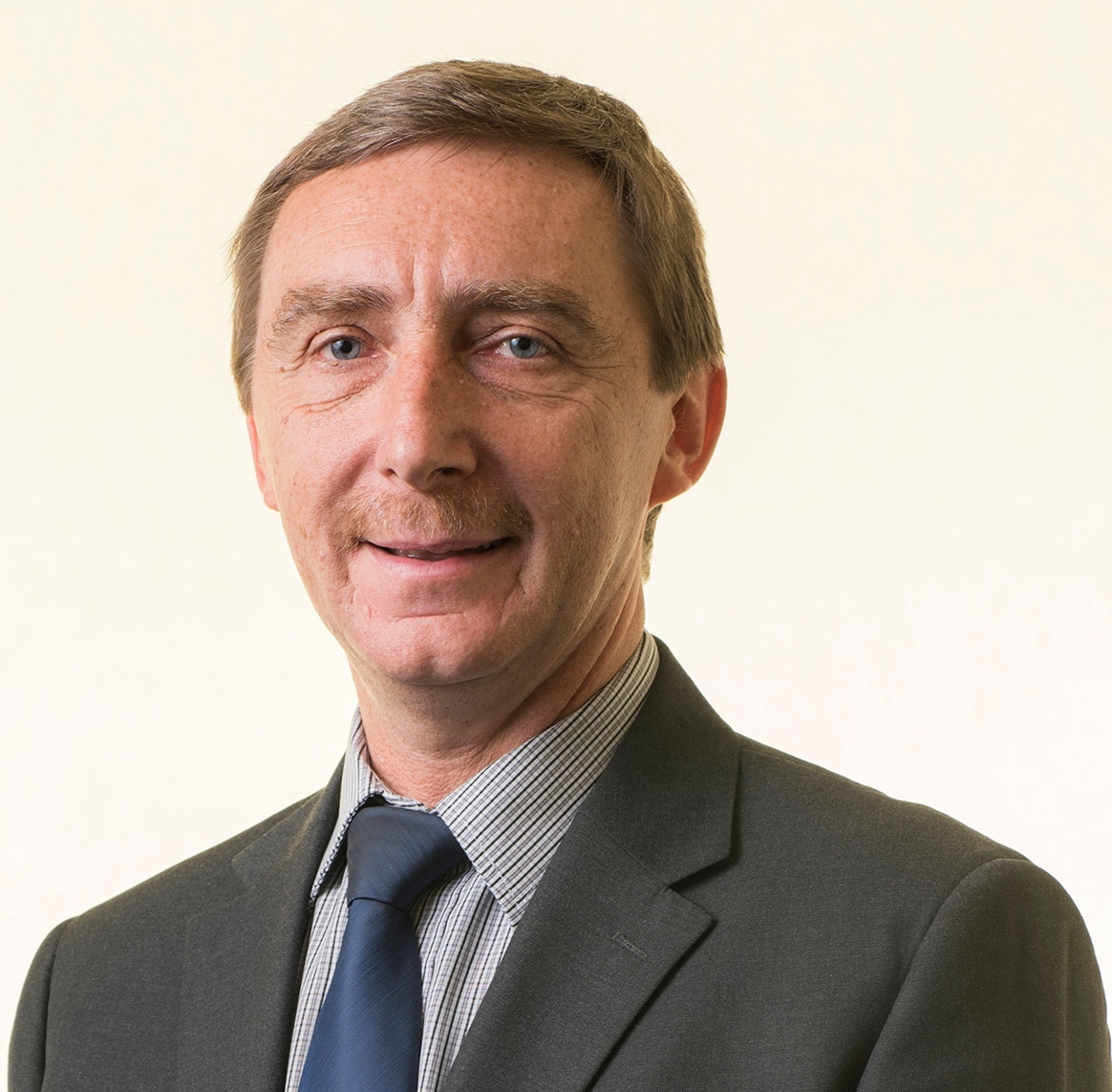 Bridgend Council elect new leader - Herald.Wales
