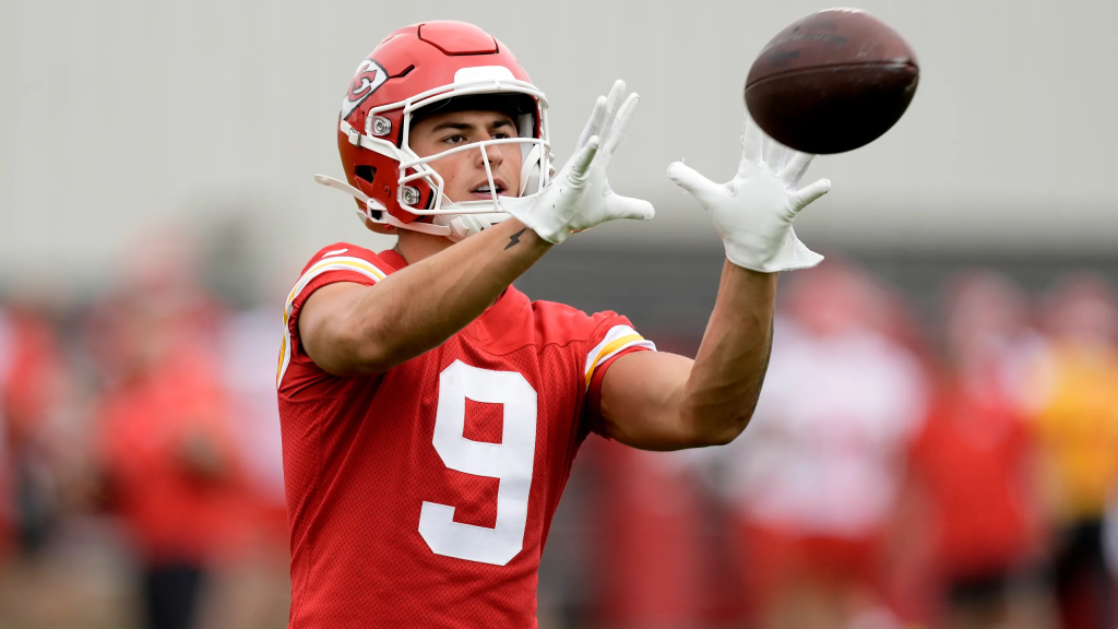 Louis Rees-Zammit impresses in Kansas City Chiefs training camp ...
