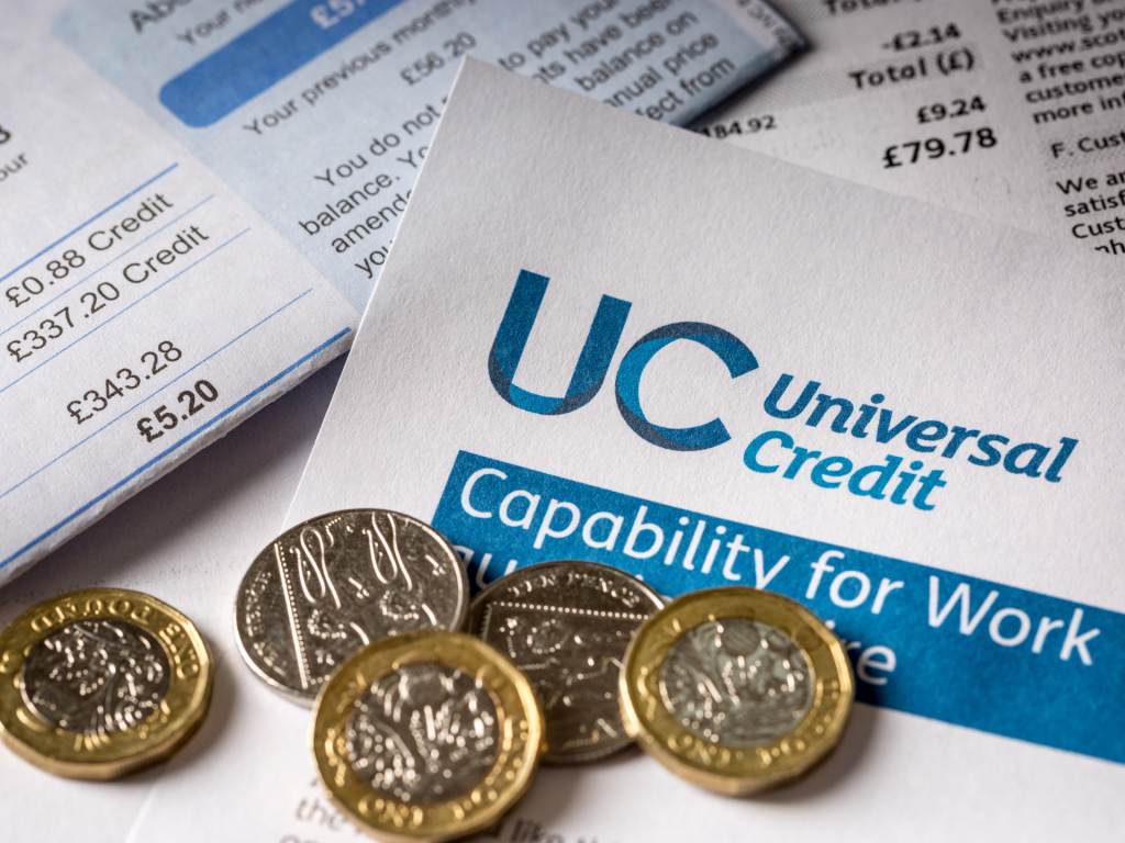Universal Credit claimants could be urged to find more work - Herald.Wales