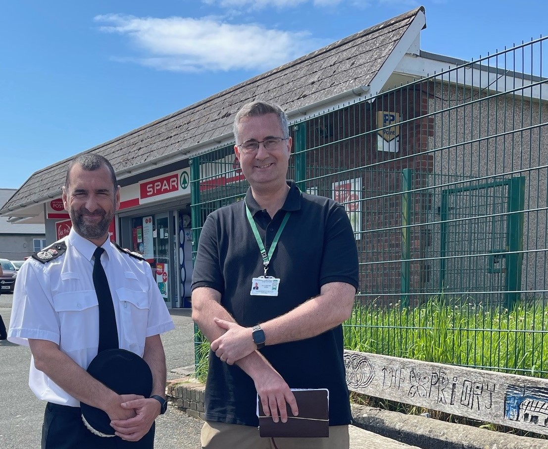 Pembroke councillor meets chief constable to discuss policing ...