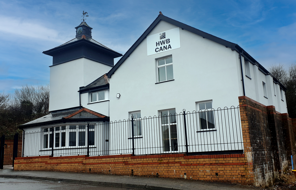 Hwb Cana wins Community Benefit Award - Herald.Wales