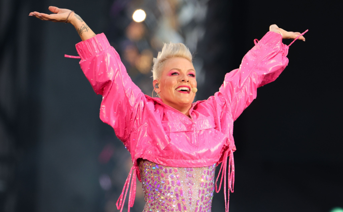The beautiful moment Pink called her daughter on stage to sing at the ...