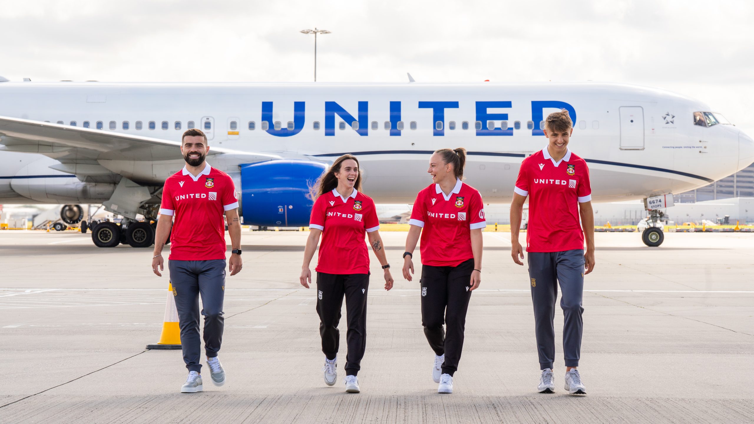 Wrexham AFC Soars with United Airlines on ‘Wrex Coast Tour’ - Herald.Wales