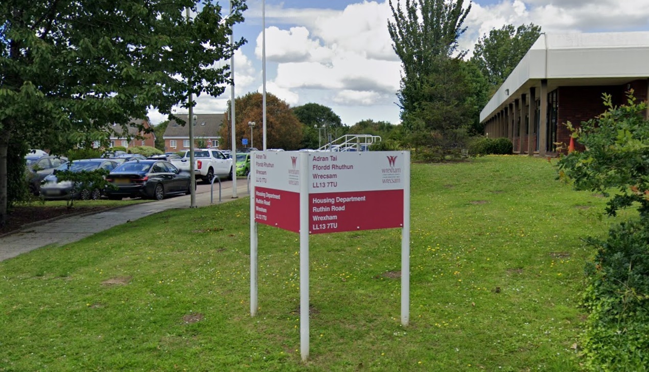 Calls for resident parking schemes near Wrexham AFC’s Racecourse Ground ...