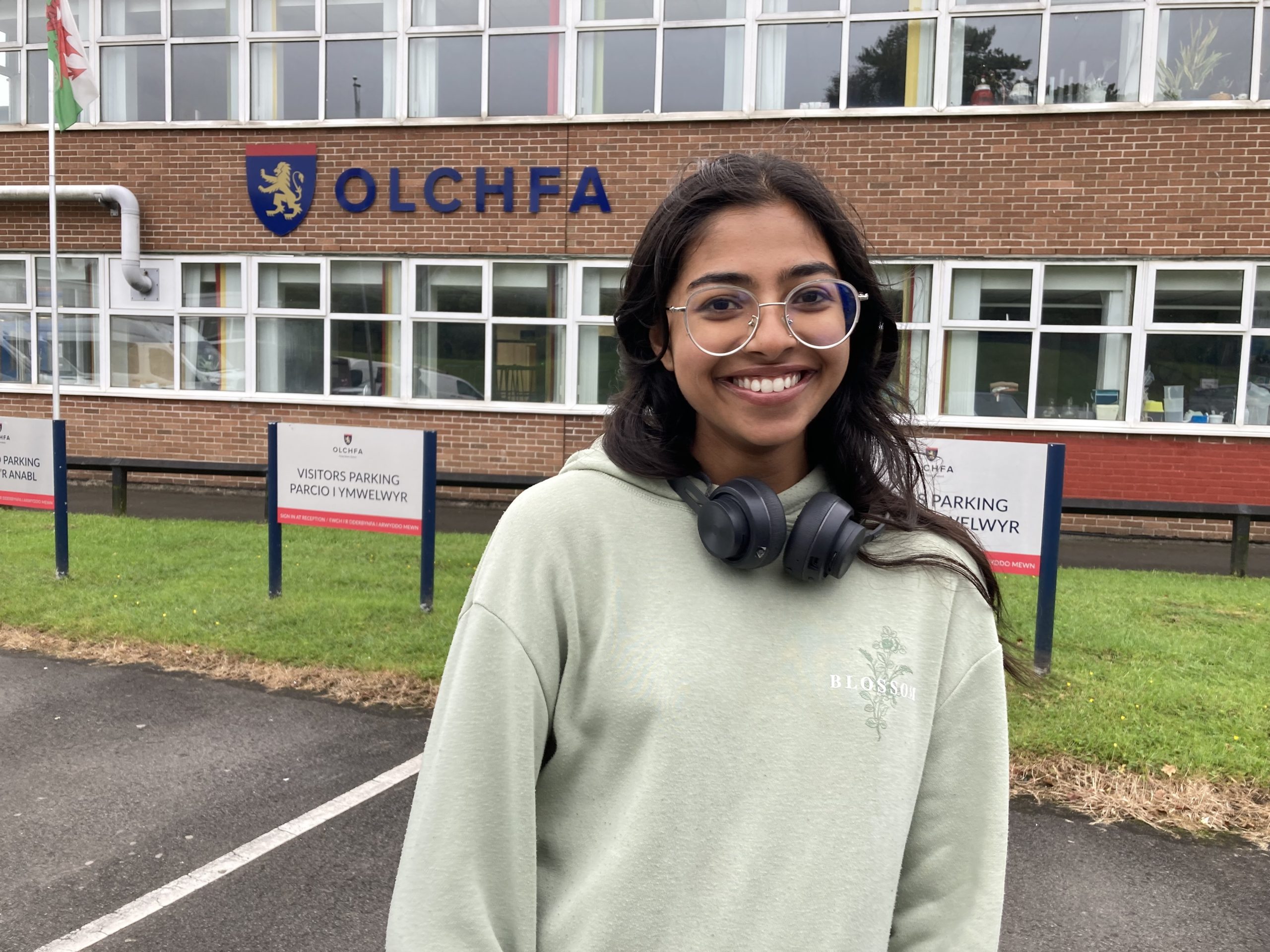 Olchfa School celebrates A-Level success - Herald.Wales