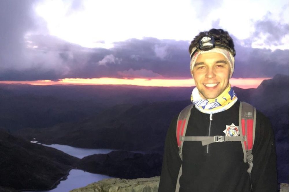 Firefighter to take on Welsh Three Peaks in full kit for NHS charity ...