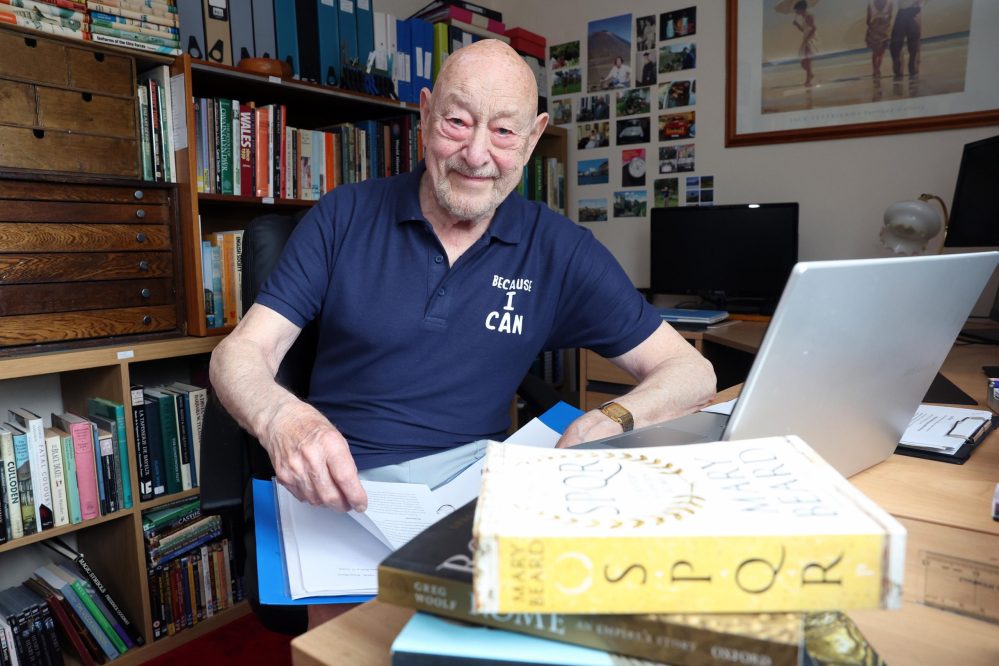 Octogenarian graduate Tony regenerated by The Open University - Herald ...