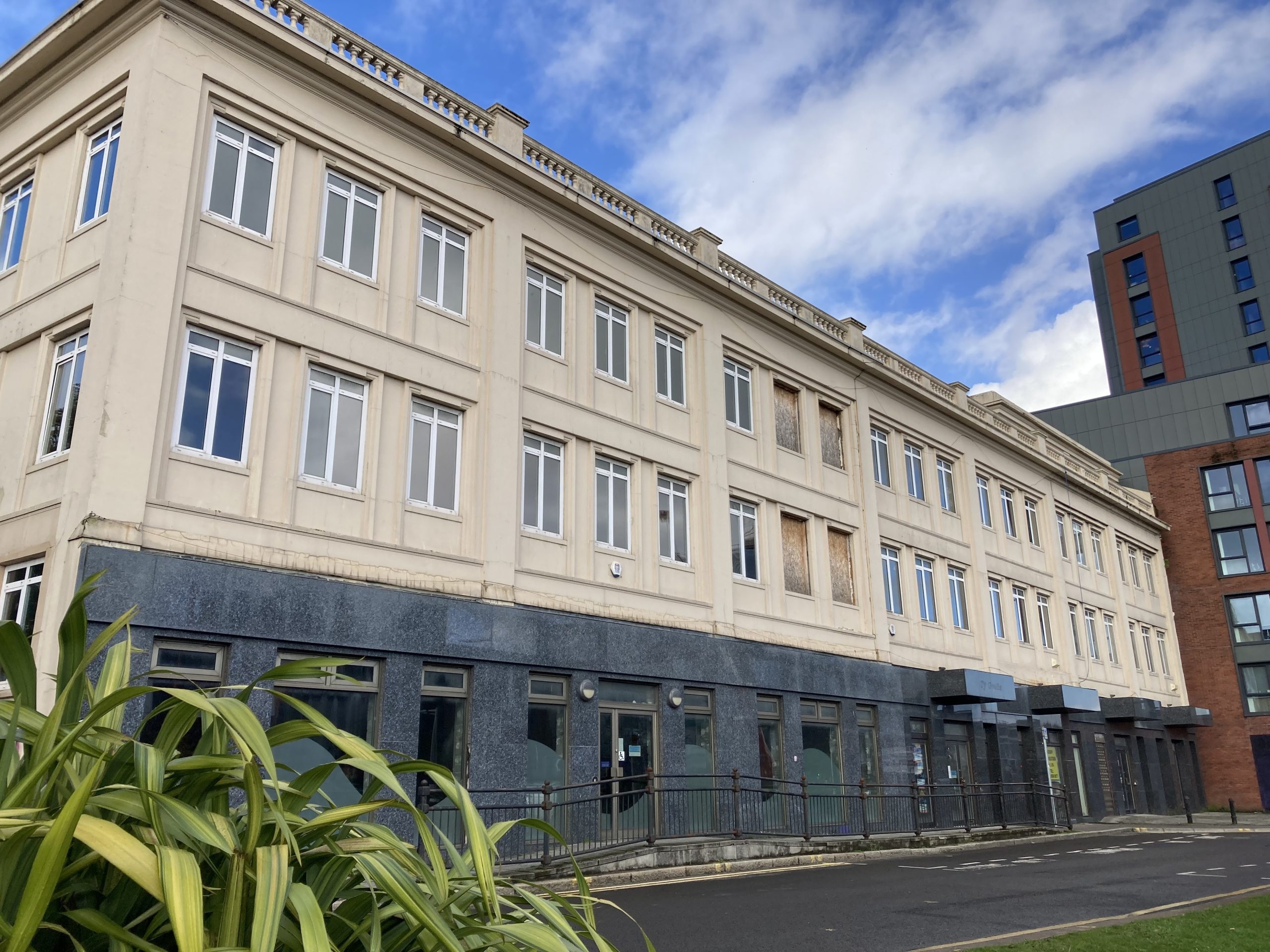 Former Ty Gwalia building could become 48-flats in new development ...