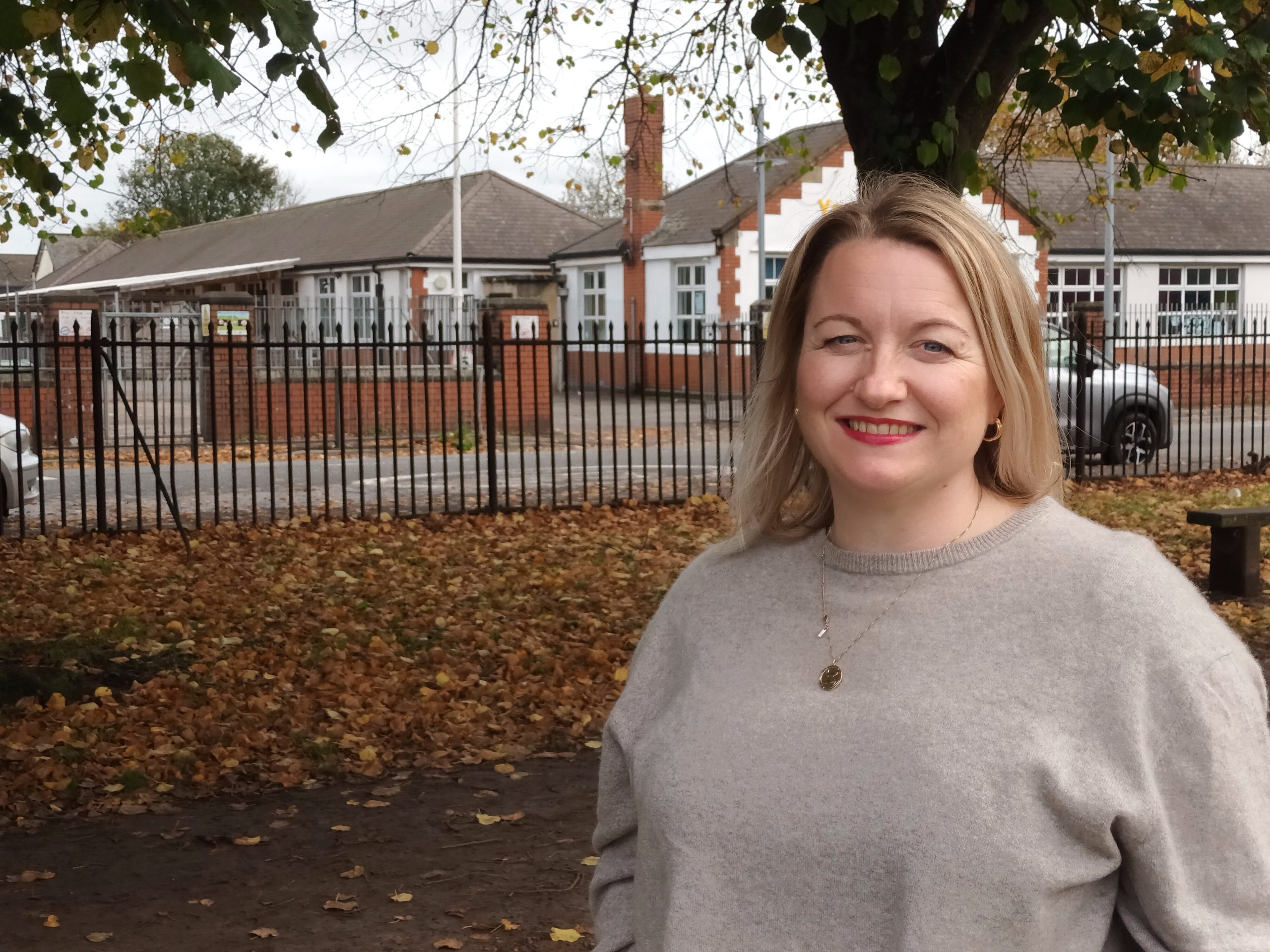 Daughter of late lord mayor of Cardiff running to be councillor in ...