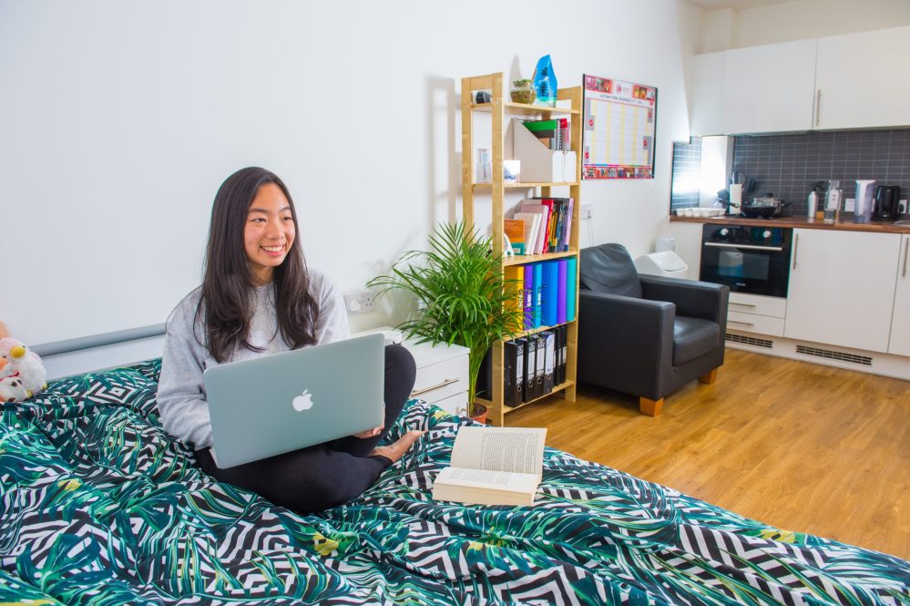 Cardiff Sixth Form College named Boarding School of the Year - Herald.Wales