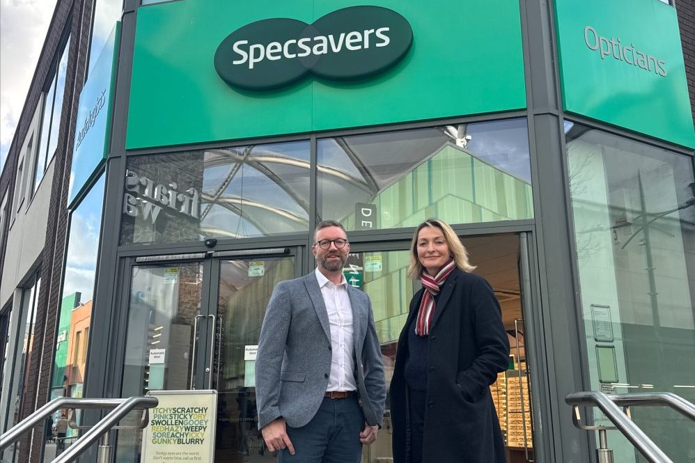 Jessica Morden MP meets experts delivering NHS eye health care on the ...